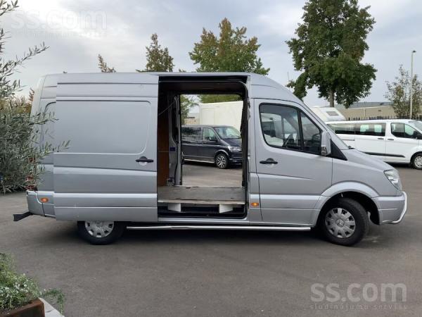 Grey Mercedes-Benz Sprinter 2011 in Riga, with an engine capacity of 3.00 L and mileage of 440 thousand km for 11950 €, photo 5 on AUTOMOTO.COM.LV