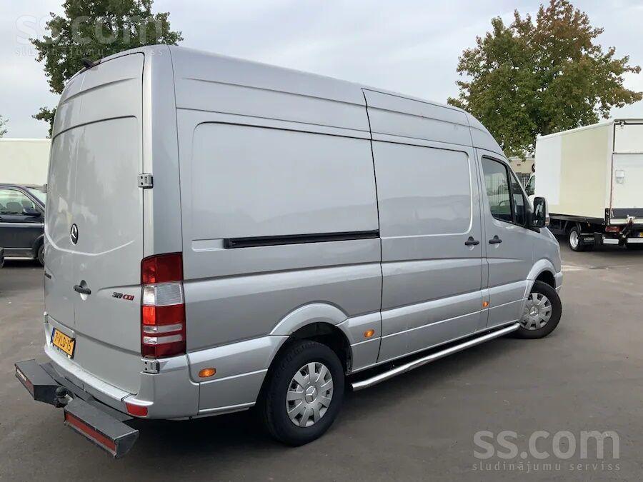 Grey Mercedes-Benz Sprinter 2011 in Riga, with an engine capacity of 3.00 L and mileage of 440 thousand km for 11950 €, photo 8 on AUTOMOTO.COM.LV