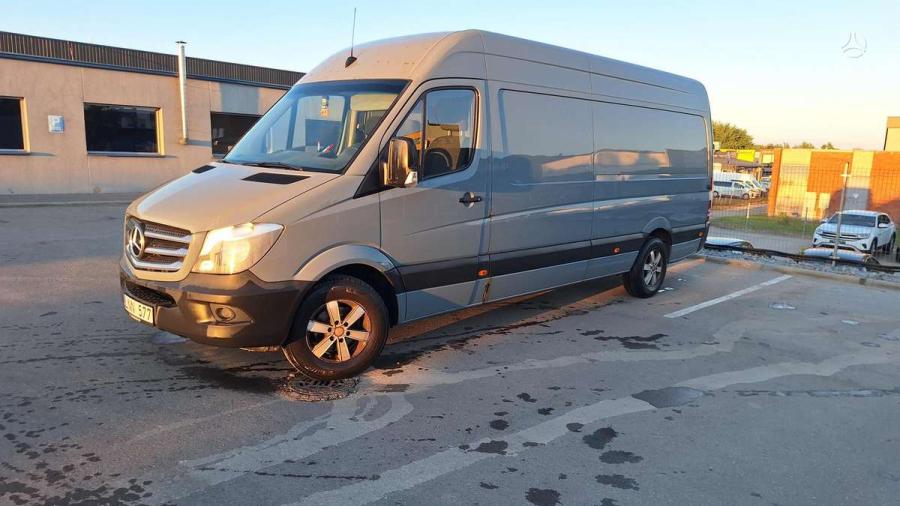 Pelēks Mercedes-Benz Sprinter 2016 Kauņa, ar dzinēja tilpumu 2.14 L un nobraukumu 448 tūkst. km par 9250 €, foto 5 vietnē AUTOMOTO.COM.LV