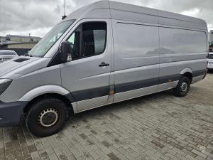 Pelēks Mercedes-Benz Sprinter 2017 Marijampole, ar dzinēja tilpumu 2.14 L un nobraukumu 247 tūkst. km par 12000 €, foto 3 vietnē AUTOMOTO.COM.LV