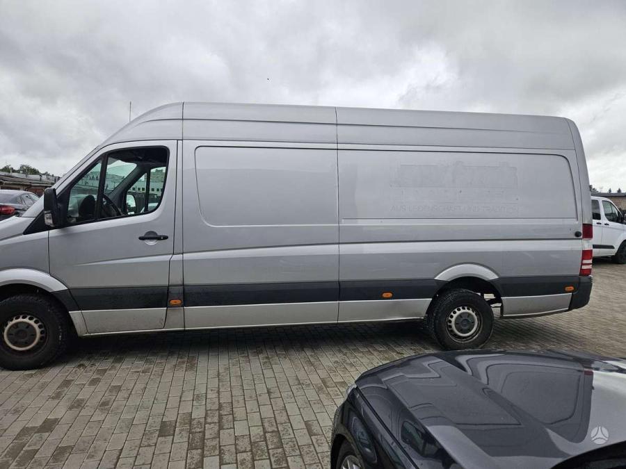 Pelēks Mercedes-Benz Sprinter 2017 Marijampole, ar dzinēja tilpumu 2.14 L un nobraukumu 247 tūkst. km par 12000 €, foto 4 vietnē AUTOMOTO.COM.LV
