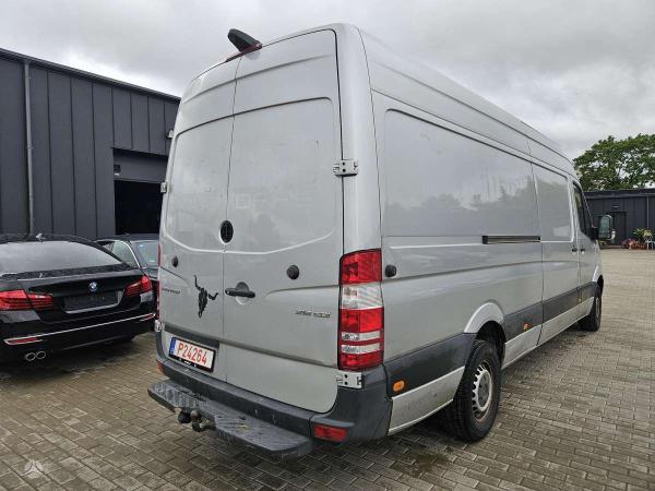 Pelēks Mercedes-Benz Sprinter 2017 Marijampole, ar dzinēja tilpumu 2.14 L un nobraukumu 247 tūkst. km par 12000 €, foto 6 vietnē AUTOMOTO.COM.LV