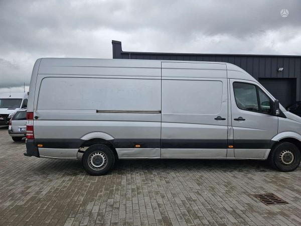 Pelēks Mercedes-Benz Sprinter 2017 Marijampole, ar dzinēja tilpumu 2.14 L un nobraukumu 247 tūkst. km par 12000 €, foto 7 vietnē AUTOMOTO.COM.LV
