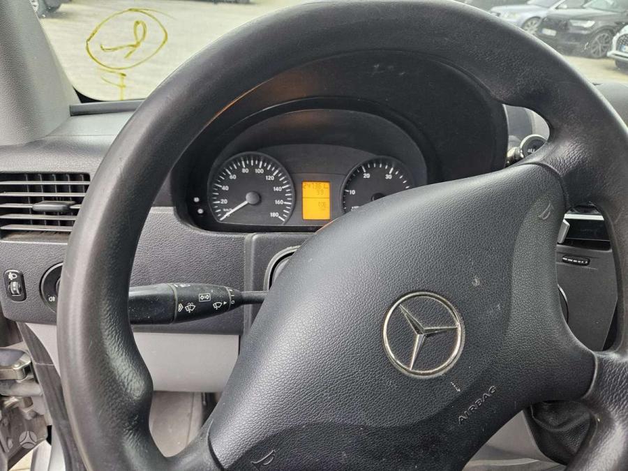 Pelēks Mercedes-Benz Sprinter 2017 Marijampole, ar dzinēja tilpumu 2.14 L un nobraukumu 247 tūkst. km par 12000 €, foto 12 vietnē AUTOMOTO.COM.LV