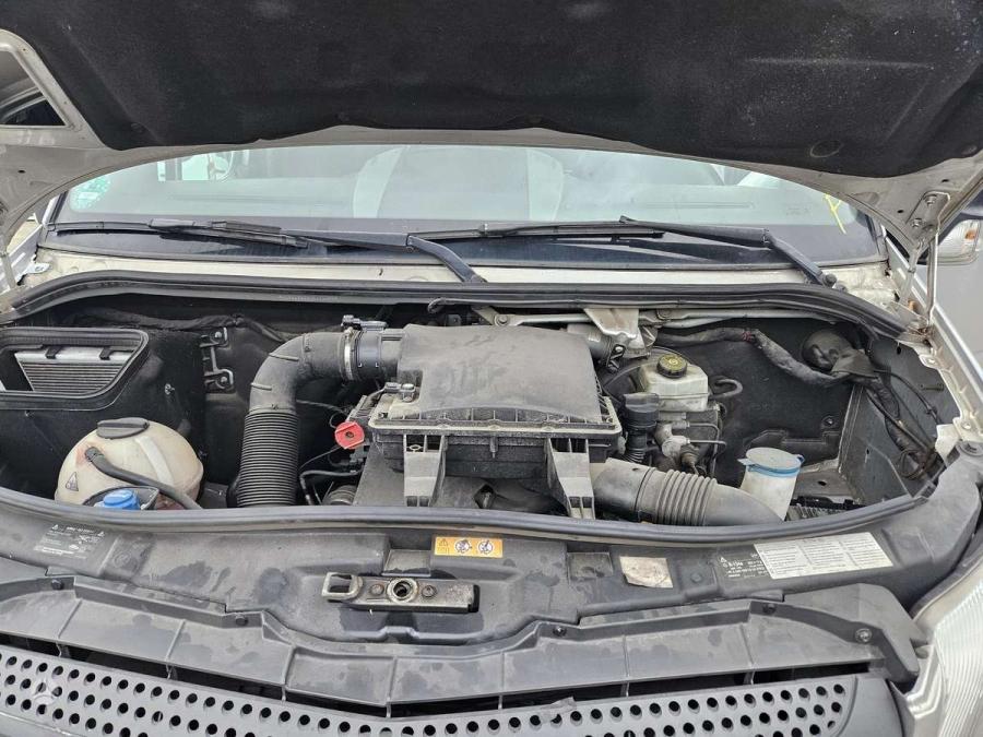 Pelēks Mercedes-Benz Sprinter 2017 Marijampole, ar dzinēja tilpumu 2.14 L un nobraukumu 247 tūkst. km par 12000 €, foto 16 vietnē AUTOMOTO.COM.LV