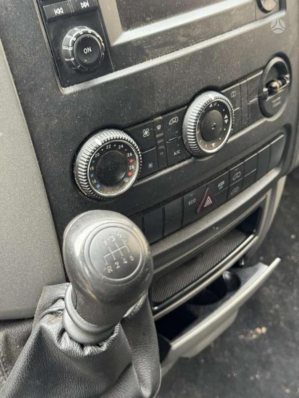 Pelēks Mercedes-Benz Sprinter 2017 Vilkaviškis, ar dzinēja tilpumu 2.20 L un nobraukumu 321 tūkst. km par 7200 €, foto 5 vietnē AUTOMOTO.COM.LV