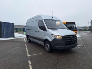 Pelēks Mercedes-Benz Sprinter 2019 Tauragė, ar dzinēja tilpumu 2.10 L un nobraukumu 290 tūkst. km par 11800 €, foto 2 vietnē AUTOMOTO.COM.LV