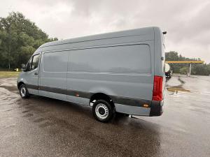 Grey Mercedes-Benz Sprinter 2019 in Silute, with an engine capacity of 2.14 L and mileage of 218 thousand km for 13800 €, photo 5 on AUTOMOTO.COM.LV