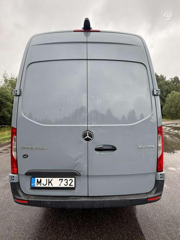 Grey Mercedes-Benz Sprinter 2019 in Silute, with an engine capacity of 2.14 L and mileage of 218 thousand km for 13800 €, photo 5 on AUTOMOTO.COM.LV