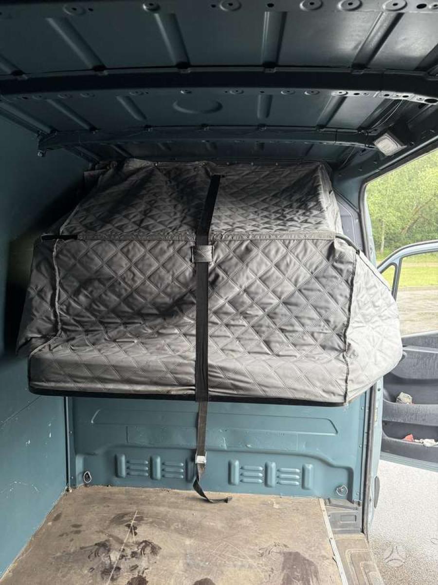 Grey Mercedes-Benz Sprinter 2019 in Silute, with an engine capacity of 2.14 L and mileage of 218 thousand km for 13800 €, photo 12 on AUTOMOTO.COM.LV