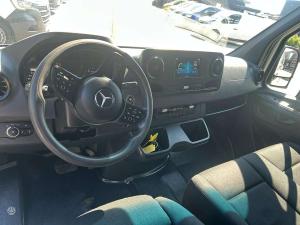 Grey Mercedes-Benz Sprinter 2019 in Kaunas, with an engine capacity of 2.20 L and mileage of 327 thousand km for 9550 €, photo 4 on AUTOMOTO.COM.LV