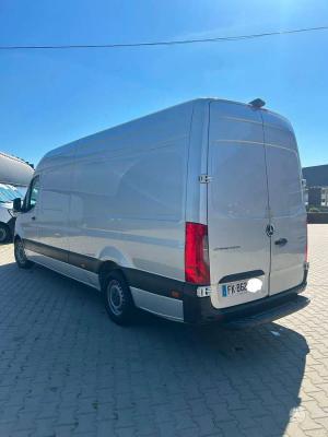 Grey Mercedes-Benz Sprinter 2019 in Kaunas, with an engine capacity of 2.20 L and mileage of 327 thousand km for 9550 €, photo 10 on AUTOMOTO.COM.LV