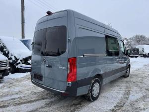 Pelēks Mercedes-Benz Sprinter 2020 Marijampole, ar dzinēja tilpumu 2.14 L un nobraukumu 114 tūkst. km par 22385 €, foto 4 vietnē AUTOMOTO.COM.LV