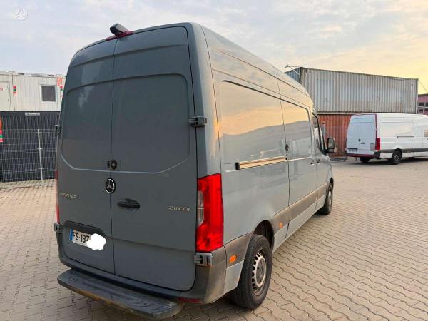 Pelēks Mercedes-Benz Sprinter 2020 Kauņa, ar dzinēja tilpumu 2.20 L un nobraukumu 321 tūkst. km par 11600 €, foto 2 vietnē AUTOMOTO.COM.LV