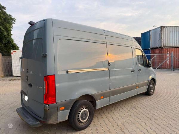 Pelēks Mercedes-Benz Sprinter 2020 Kauņa, ar dzinēja tilpumu 2.20 L un nobraukumu 321 tūkst. km par 11600 €, foto 3 vietnē AUTOMOTO.COM.LV