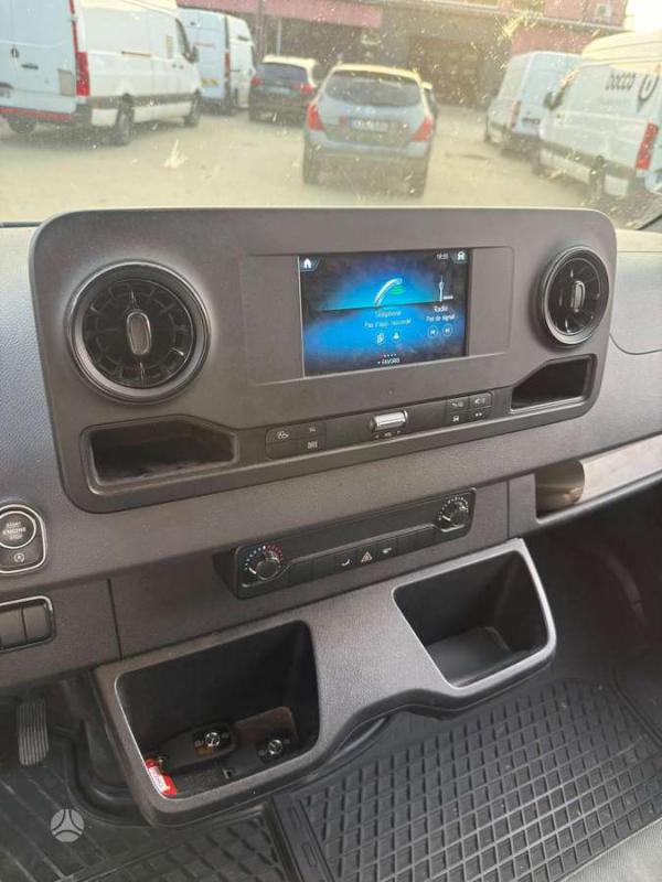 Pelēks Mercedes-Benz Sprinter 2020 Kauņa, ar dzinēja tilpumu 2.20 L un nobraukumu 321 tūkst. km par 11600 €, foto 4 vietnē AUTOMOTO.COM.LV