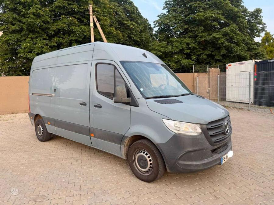 Pelēks Mercedes-Benz Sprinter 2020 Kauņa, ar dzinēja tilpumu 2.20 L un nobraukumu 321 tūkst. km par 11600 €, foto 10 vietnē AUTOMOTO.COM.LV