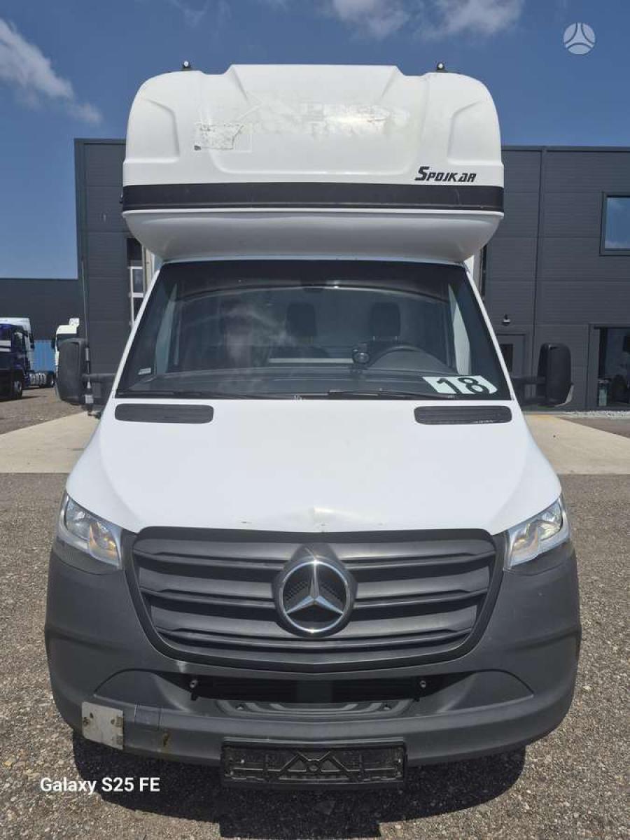 Grey Mercedes-Benz Sprinter 2020 in Vilnius, with an engine capacity of 2.14 L and mileage of 1 thousand km for 15609 €, photo 4 on AUTOMOTO.COM.LV