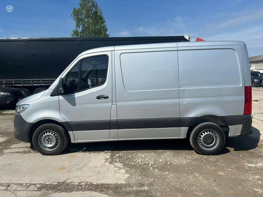Pelēks Mercedes-Benz Sprinter 2021 Kauņa, ar dzinēja tilpumu 2.14 L un nobraukumu 176 tūkst. km par 9450 €, foto 4 vietnē AUTOMOTO.COM.LV