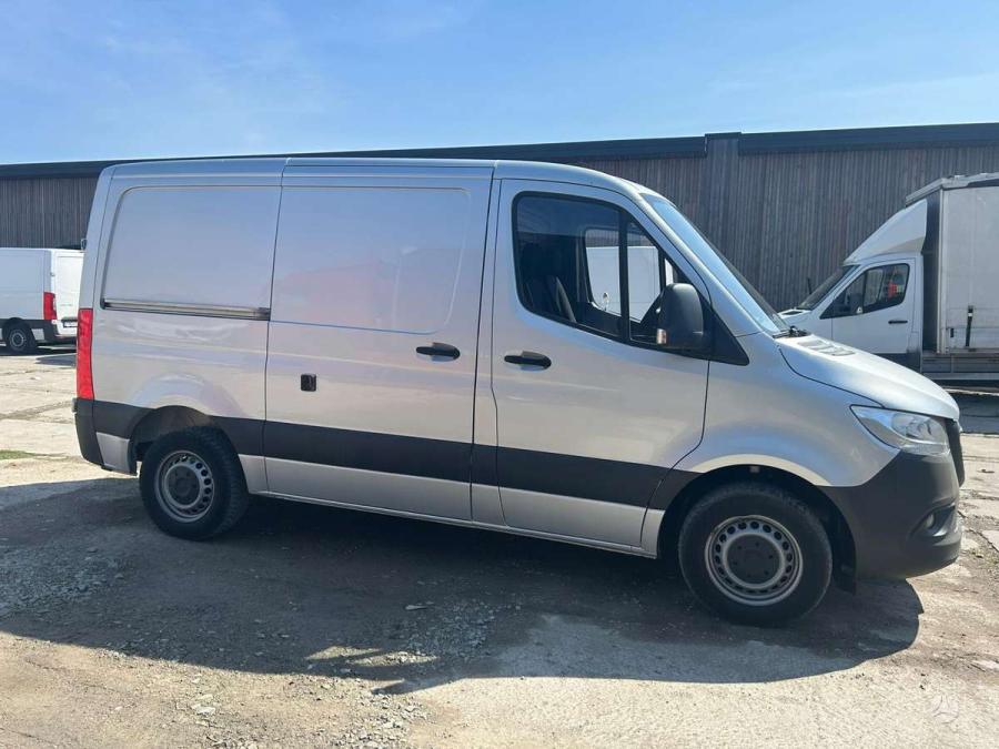 Pelēks Mercedes-Benz Sprinter 2021 Kauņa, ar dzinēja tilpumu 2.14 L un nobraukumu 176 tūkst. km par 9450 €, foto 5 vietnē AUTOMOTO.COM.LV