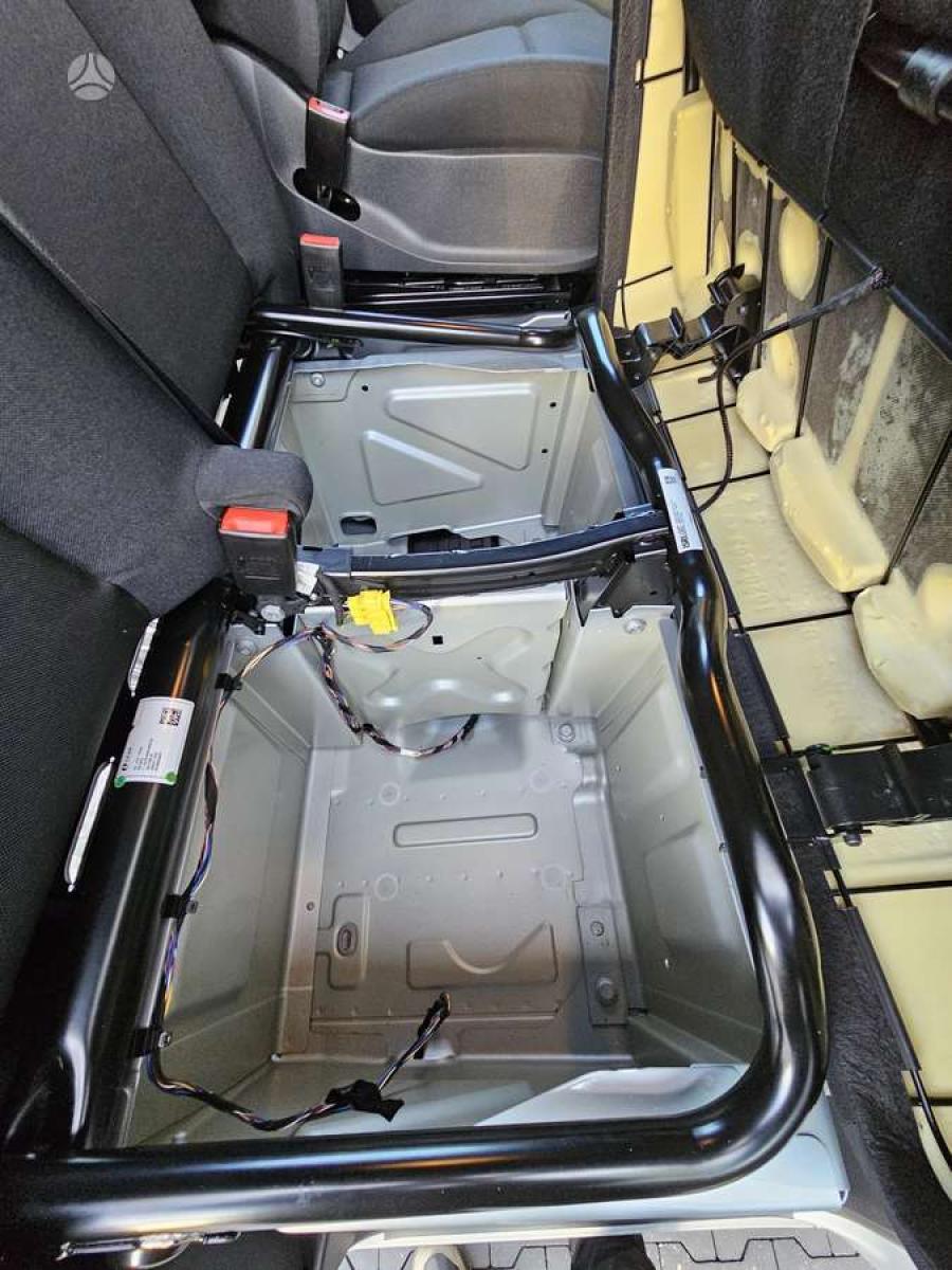 Grey Mercedes-Benz Sprinter 2022 in Vilnius, with an engine capacity of 0.00 L and mileage of 4 thousand km for 25900 €, photo 22 on AUTOMOTO.COM.LV