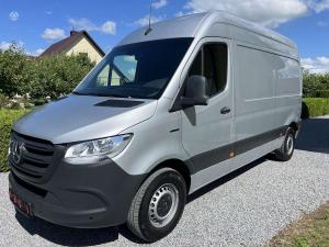 Grey Mercedes-Benz Sprinter 2022 in Kaunas, with an engine capacity of 0.00 L and mileage of 27 thousand km for 16500 €, photo 4 on AUTOMOTO.COM.LV