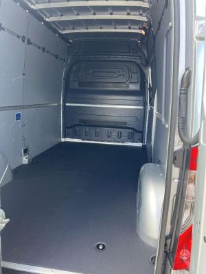 Grey Mercedes-Benz Sprinter 2022 in Kaunas, with an engine capacity of 0.00 L and mileage of 27 thousand km for 16500 €, photo 20 on AUTOMOTO.COM.LV