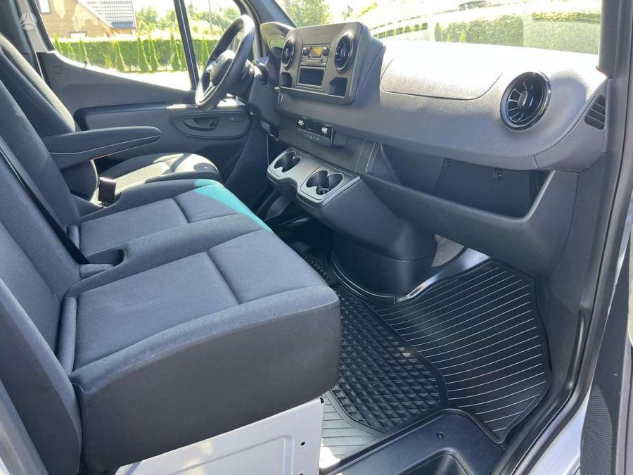 Grey Mercedes-Benz Sprinter 2022 in Kaunas, with an engine capacity of 0.00 L and mileage of 27 thousand km for 16500 €, photo 40 on AUTOMOTO.COM.LV