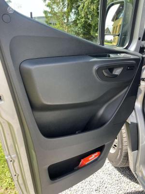 Grey Mercedes-Benz Sprinter 2022 in Kaunas, with an engine capacity of 0.00 L and mileage of 27 thousand km for 16500 €, photo 50 on AUTOMOTO.COM.LV