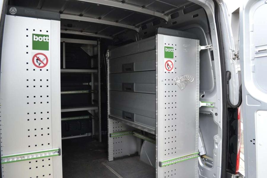 Grey Mercedes-Benz Sprinter 2022 in Vilnius, with an engine capacity of 1.95 L and mileage of 86 thousand km for 32000 €, photo 8 on AUTOMOTO.COM.LV