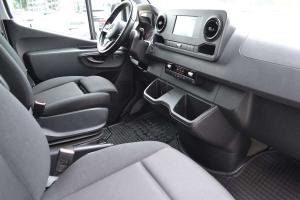 Grey Mercedes-Benz Sprinter 2022 in Vilnius, with an engine capacity of 1.95 L and mileage of 86 thousand km for 32000 €, photo 17 on AUTOMOTO.COM.LV