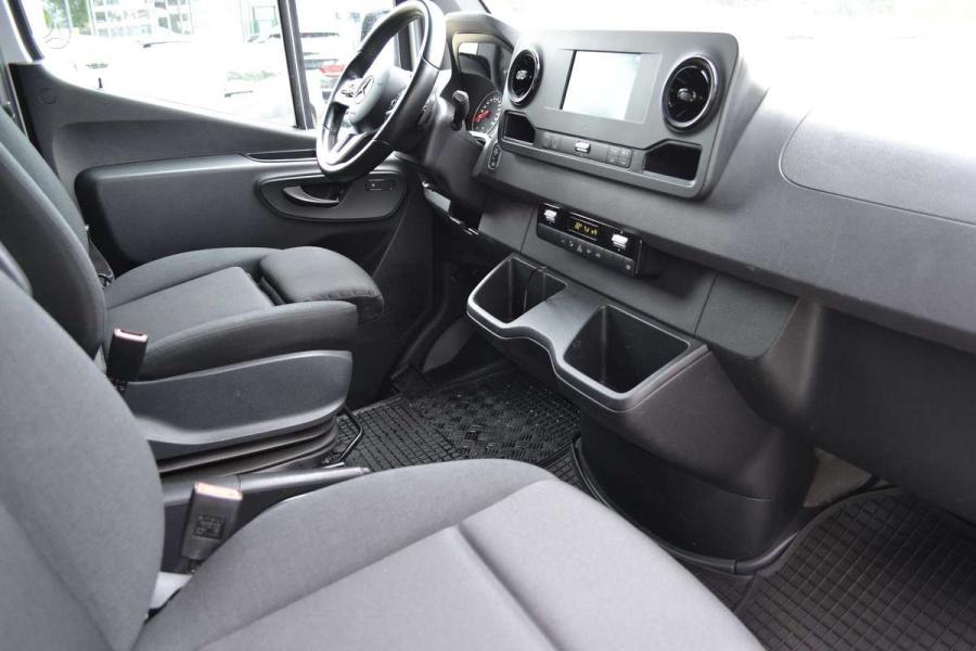 Grey Mercedes-Benz Sprinter 2022 in Vilnius, with an engine capacity of 1.95 L and mileage of 86 thousand km for 32000 €, photo 17 on AUTOMOTO.COM.LV
