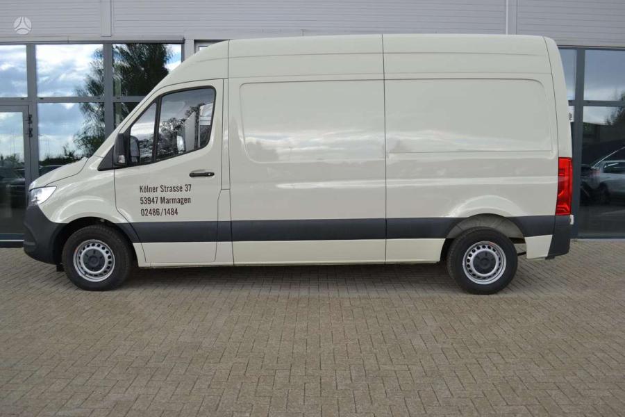 Pelēks Mercedes-Benz Sprinter 2022 Viļņa, ar dzinēja tilpumu 1.95 L un nobraukumu 75 tūkst. km par 23500 €, foto 5 vietnē AUTOMOTO.COM.LV