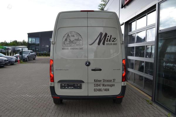 Pelēks Mercedes-Benz Sprinter 2022 Viļņa, ar dzinēja tilpumu 1.95 L un nobraukumu 75 tūkst. km par 23500 €, foto 7 vietnē AUTOMOTO.COM.LV