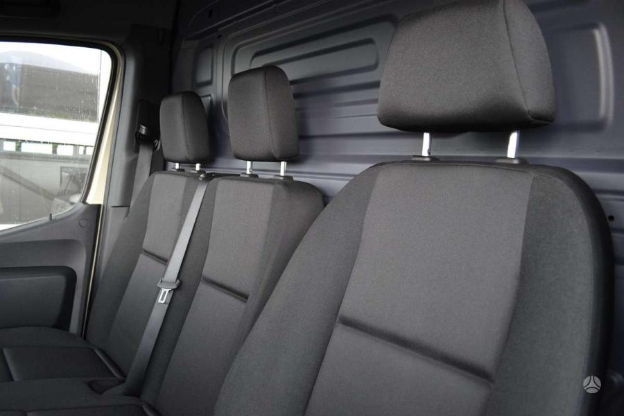 Pelēks Mercedes-Benz Sprinter 2022 Viļņa, ar dzinēja tilpumu 1.95 L un nobraukumu 75 tūkst. km par 23500 €, foto 13 vietnē AUTOMOTO.COM.LV
