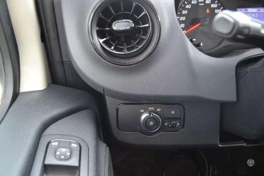 Pelēks Mercedes-Benz Sprinter 2022 Viļņa, ar dzinēja tilpumu 1.95 L un nobraukumu 75 tūkst. km par 23500 €, foto 14 vietnē AUTOMOTO.COM.LV