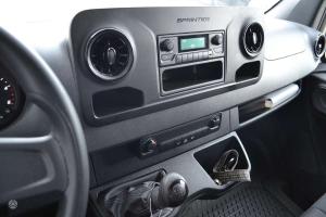 Pelēks Mercedes-Benz Sprinter 2022 Viļņa, ar dzinēja tilpumu 1.95 L un nobraukumu 75 tūkst. km par 23500 €, foto 17 vietnē AUTOMOTO.COM.LV