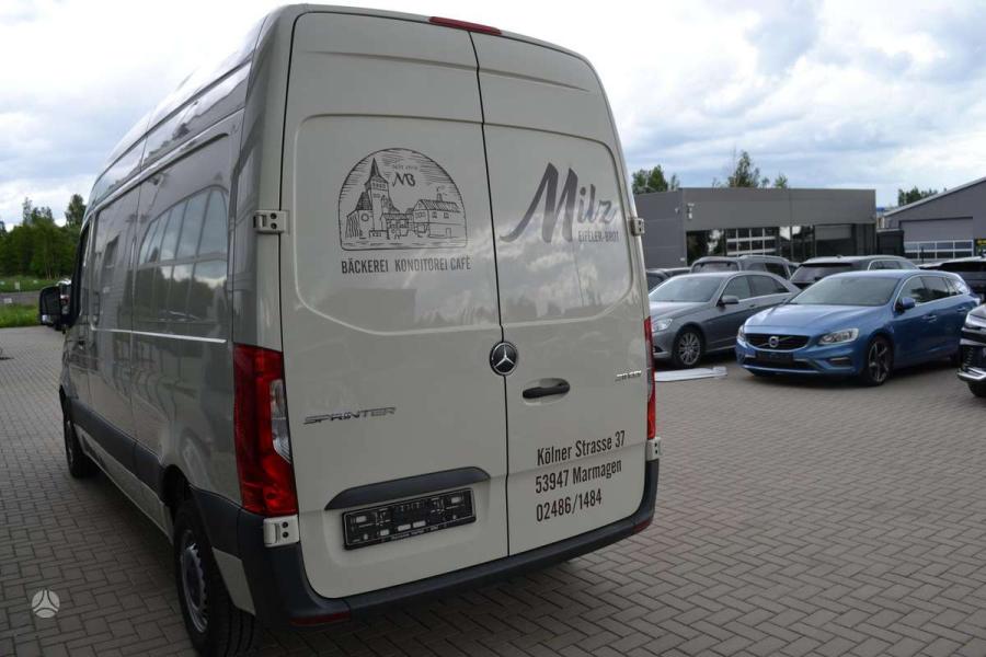 Pelēks Mercedes-Benz Sprinter 2022 Viļņa, ar dzinēja tilpumu 1.95 L un nobraukumu 75 tūkst. km par 23500 €, foto 23 vietnē AUTOMOTO.COM.LV