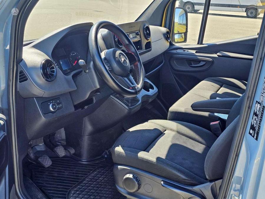 Grey Mercedes-Benz Sprinter 2023 in Klaipeda, with an engine capacity of 1.95 L and mileage of 493 thousand km for 10900 €, photo 11 on AUTOMOTO.COM.LV