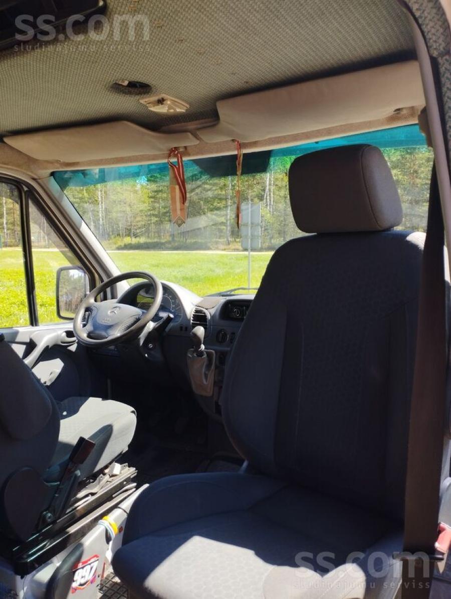 Pelēks Mercedes-Benz Sprinter 2000 Rīga, ar dzinēja tilpumu 2.20 L un nobraukumu 490 tūkst. km par 3900 €, foto 7 vietnē AUTOMOTO.COM.LV