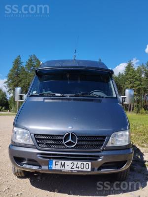 Pelēks Mercedes-Benz Sprinter 2000 Rīga, ar dzinēja tilpumu 2.20 L un nobraukumu 490 tūkst. km par 3900 €, foto 11 vietnē AUTOMOTO.COM.LV