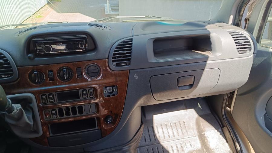 Grey Mercedes-Benz Sprinter 2003 in Vilnius, with an engine capacity of 2.70 L and mileage of 550 thousand km for 5000 €, photo 19 on AUTOMOTO.COM.LV