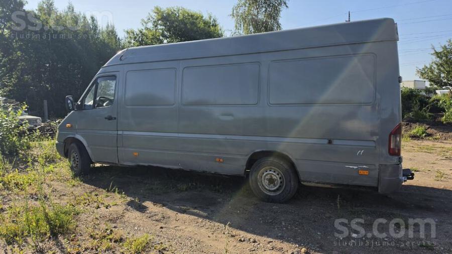 Grey Mercedes-Benz Sprinter 2004 in Liepaja, with an engine capacity of 2.20 L and mileage of 546 thousand km for 3700 €, photo 4 on AUTOMOTO.COM.LV