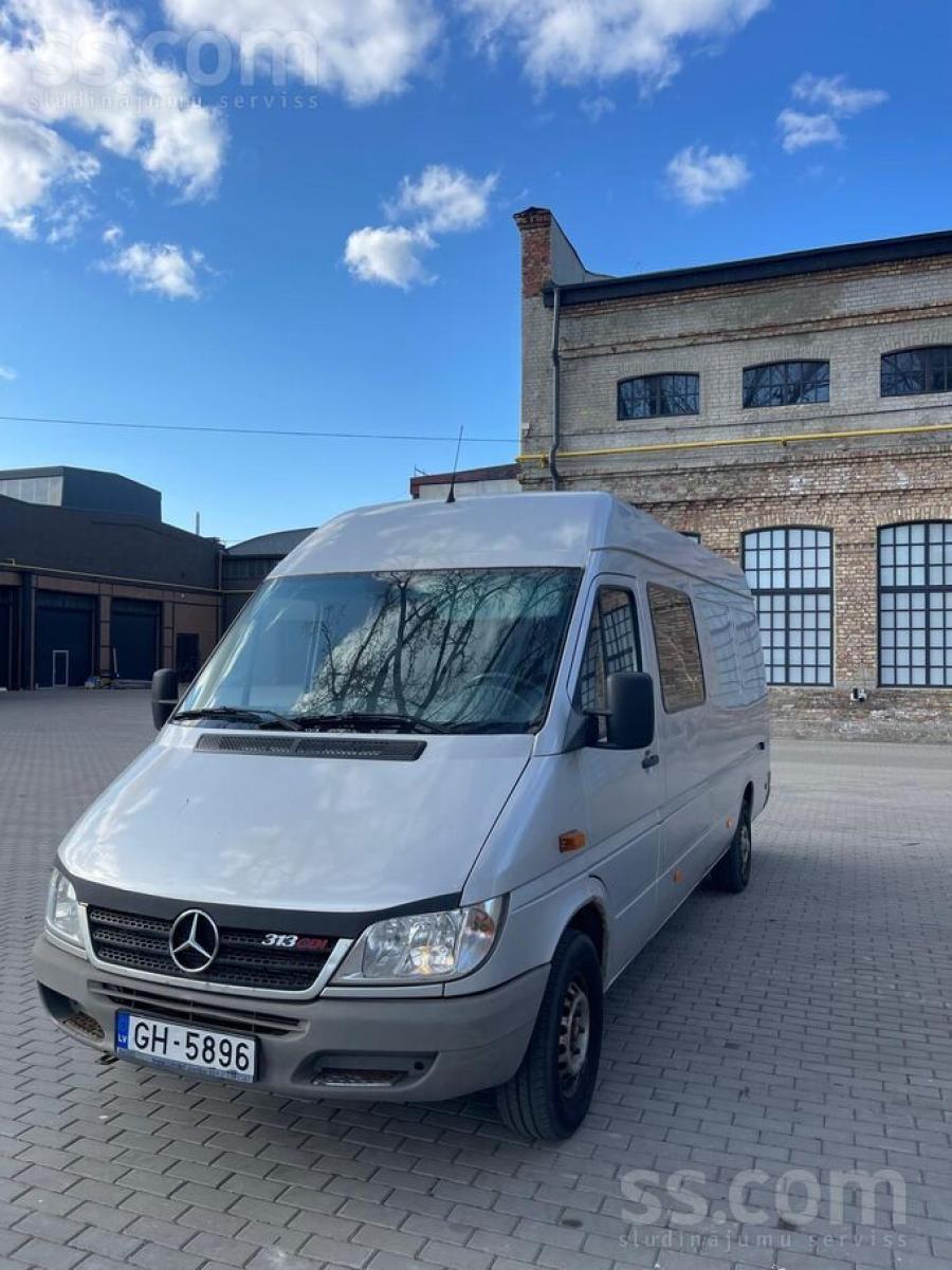 Grey Mercedes-Benz Sprinter 2005 in Riga, with an engine capacity of 2.20 L and mileage of 665 thousand km for 3900 €, photo 1 on AUTOMOTO.COM.LV