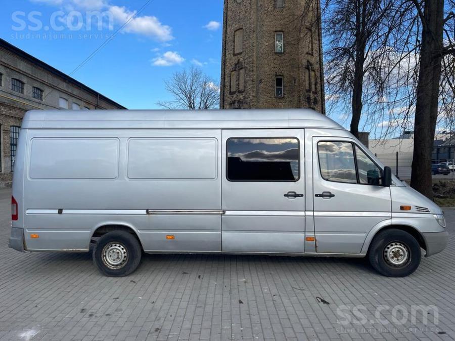 Grey Mercedes-Benz Sprinter 2005 in Riga, with an engine capacity of 2.20 L and mileage of 665 thousand km for 3900 €, photo 4 on AUTOMOTO.COM.LV