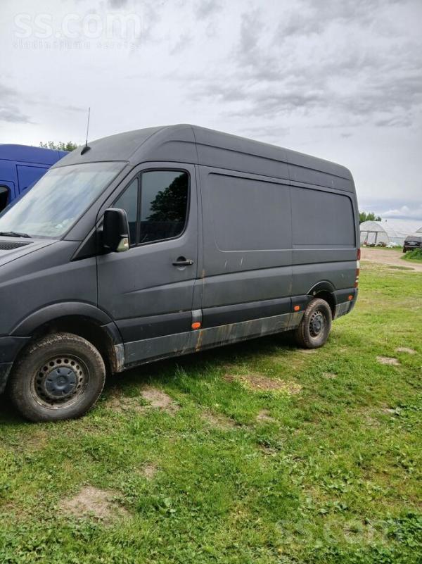Pelēks Mercedes-Benz Sprinter 2009 Jelgava, ar dzinēja tilpumu 2.20 L un nobraukumu 468 tūkst. km par 3200 €, foto 2 vietnē AUTOMOTO.COM.LV