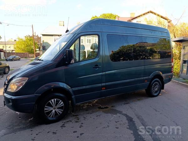 Pelēks Mercedes-Benz Sprinter 2009 Rīga, ar dzinēja tilpumu 2.20 L un nobraukumu 480 tūkst. km par 7530 €, foto 1 vietnē AUTOMOTO.COM.LV