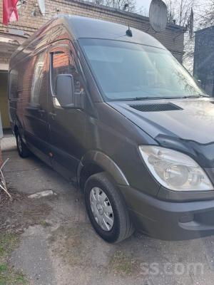Pelēks Mercedes-Benz Sprinter 2011 Rīga, ar dzinēja tilpumu 2.20 L un nobraukumu 353 tūkst. km par 11500 €, foto 3 vietnē AUTOMOTO.COM.LV