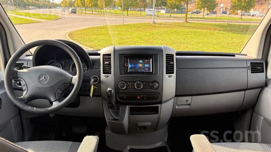 Grey Mercedes-Benz Sprinter 2011 in Liepaja, with an engine capacity of 2.20 L and mileage of 296 thousand km for 13850 €, photo 21 on AUTOMOTO.COM.LV