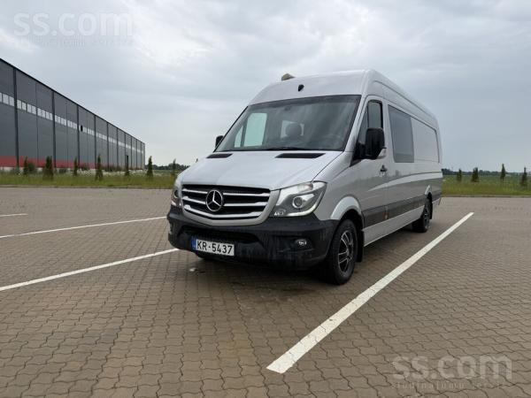 Grey Mercedes-Benz Sprinter 2017 in Jelgava, with an engine capacity of 3.00 L and mileage of 285 thousand km for 19900 €, photo 6 on AUTOMOTO.COM.LV